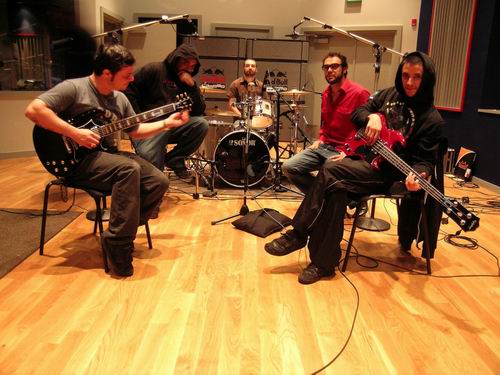 LINEA 77: Ieri sera sul palco dell'Alcatraz la band ha annunciato ...